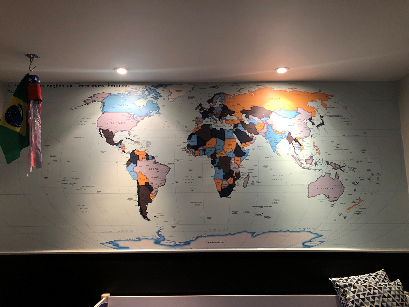 Papel de Parede Mapa Mundi para decoração em adesivo sob medida